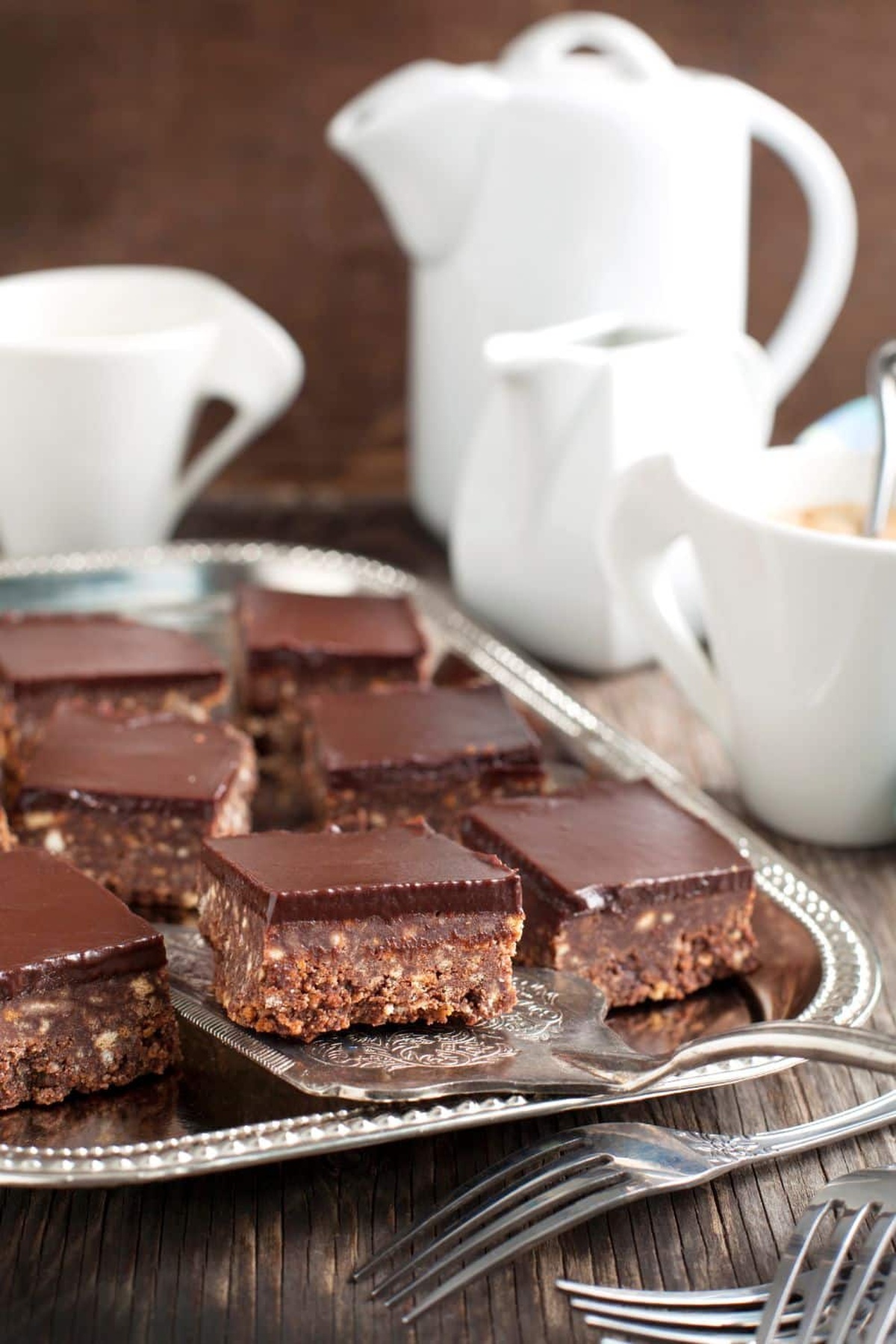 Easy Mary Berry Chocolate Tiffin Recipe: Sweet No-Bake Bliss - Wonder ...