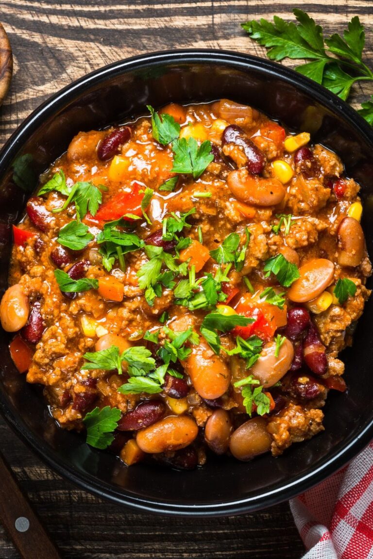 Easy Mary Berry Chilli Con Carne Recipe: Quick Family Favorite - Wonder ...